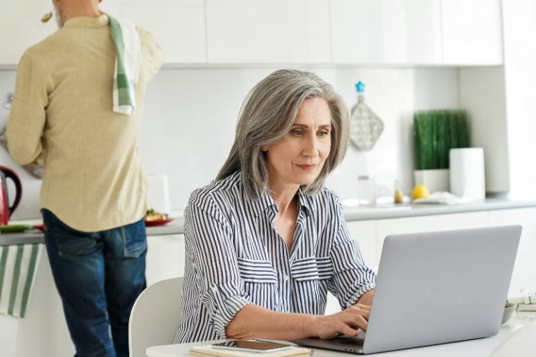 How to Learn Coding If You're Older - GeekPack® - Community & Confidence